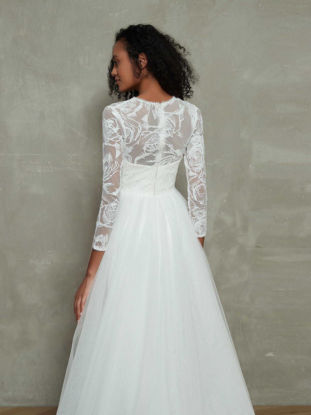 Robes de Mariée à Col en Illusion Corsage en Dentelle avec Jupe en ...